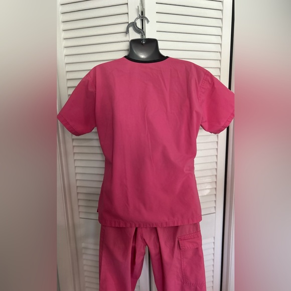Mobb | Other | Mobb Medical Scrub Top And Bottom Set Xs And Xs Tall ...